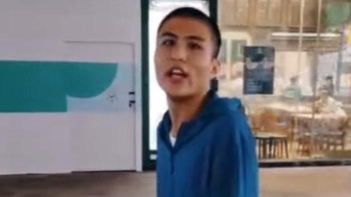 網媒記者荃灣疑遭劉馬車襲擊 | am730